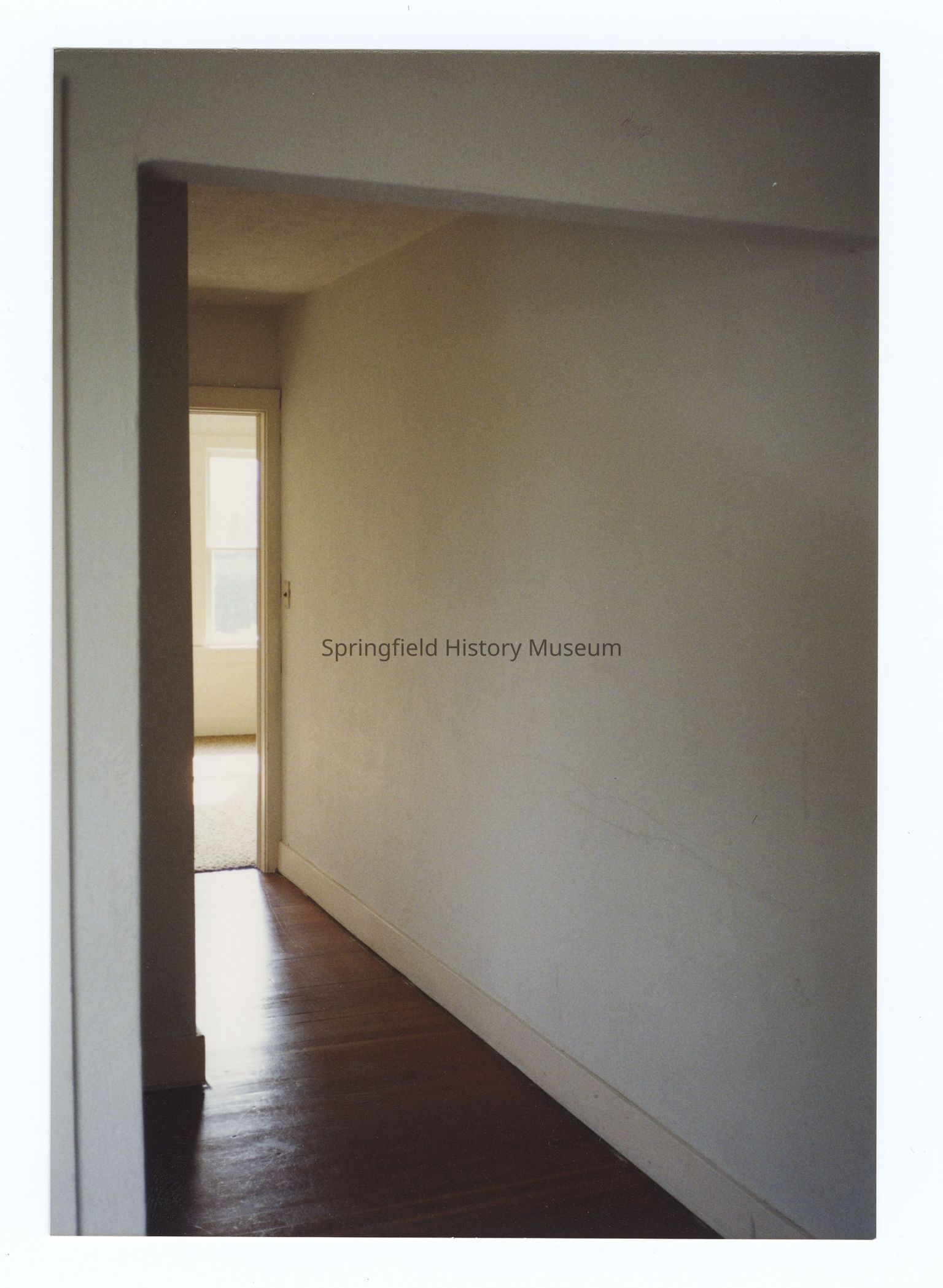 Photograph of an unknown house, Springfield, 1990